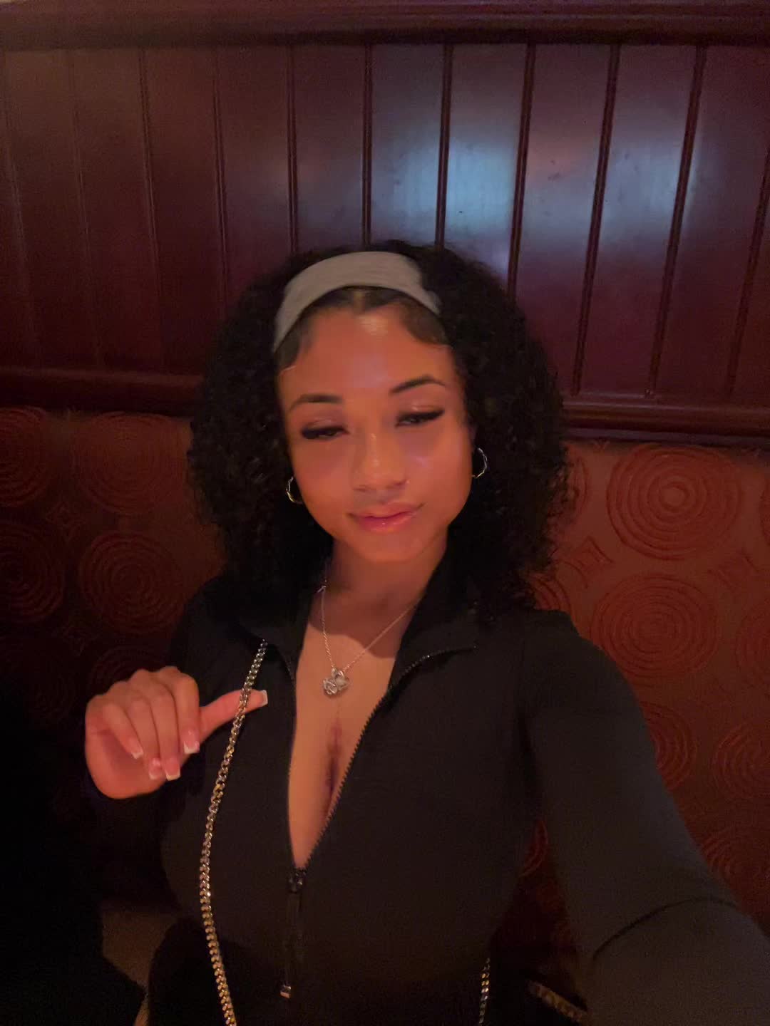 thee.blasian (@theee.blasian) - Urlebird