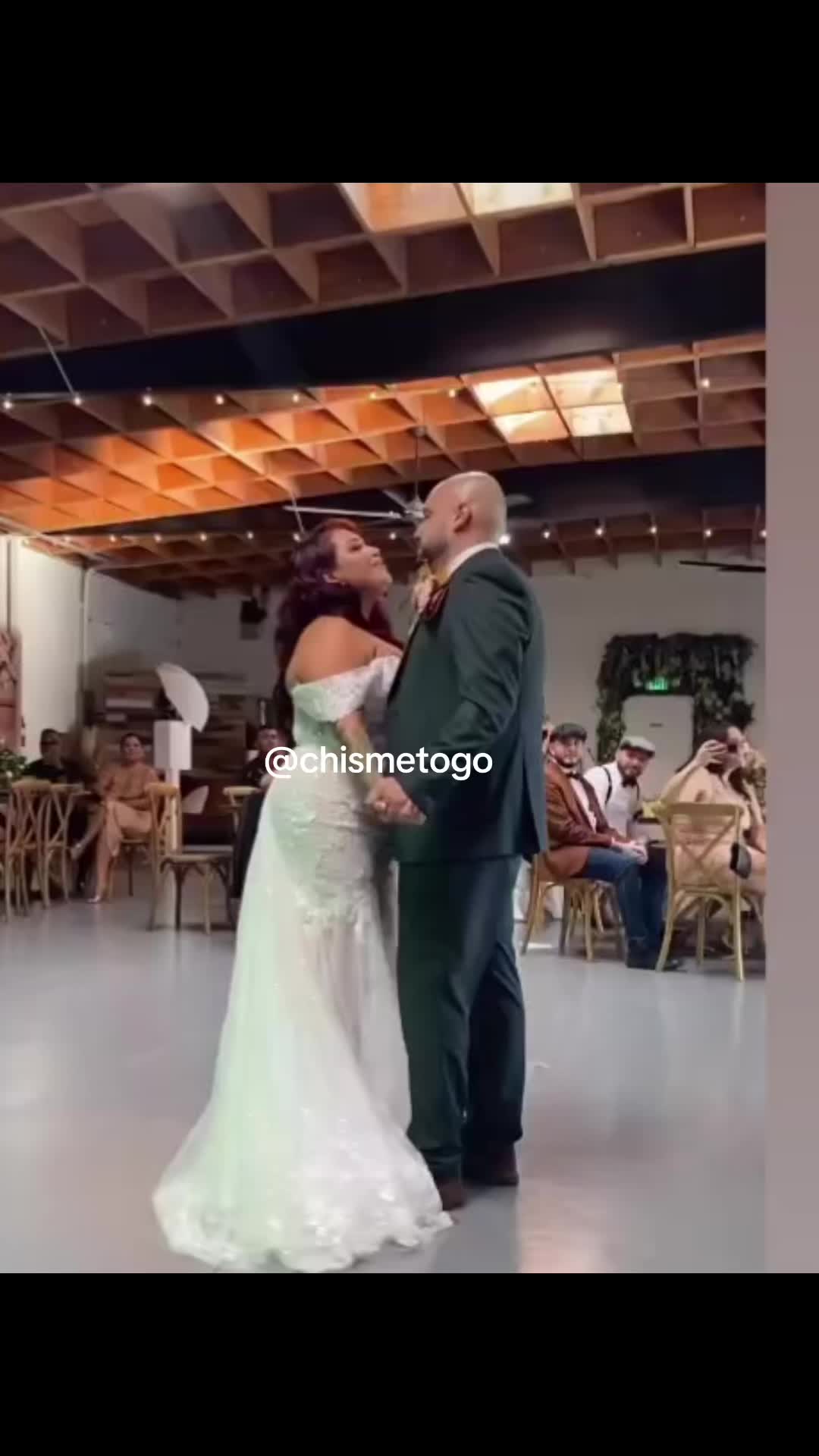 #jacqierivera boda #chiquis | Chismetogofamosos (@chismetogo)