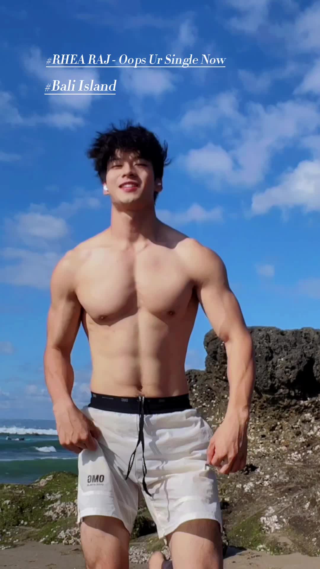 Son of beach 🏝️ #rhearaj | Vincent Hsu (@xzhxxzzhh)