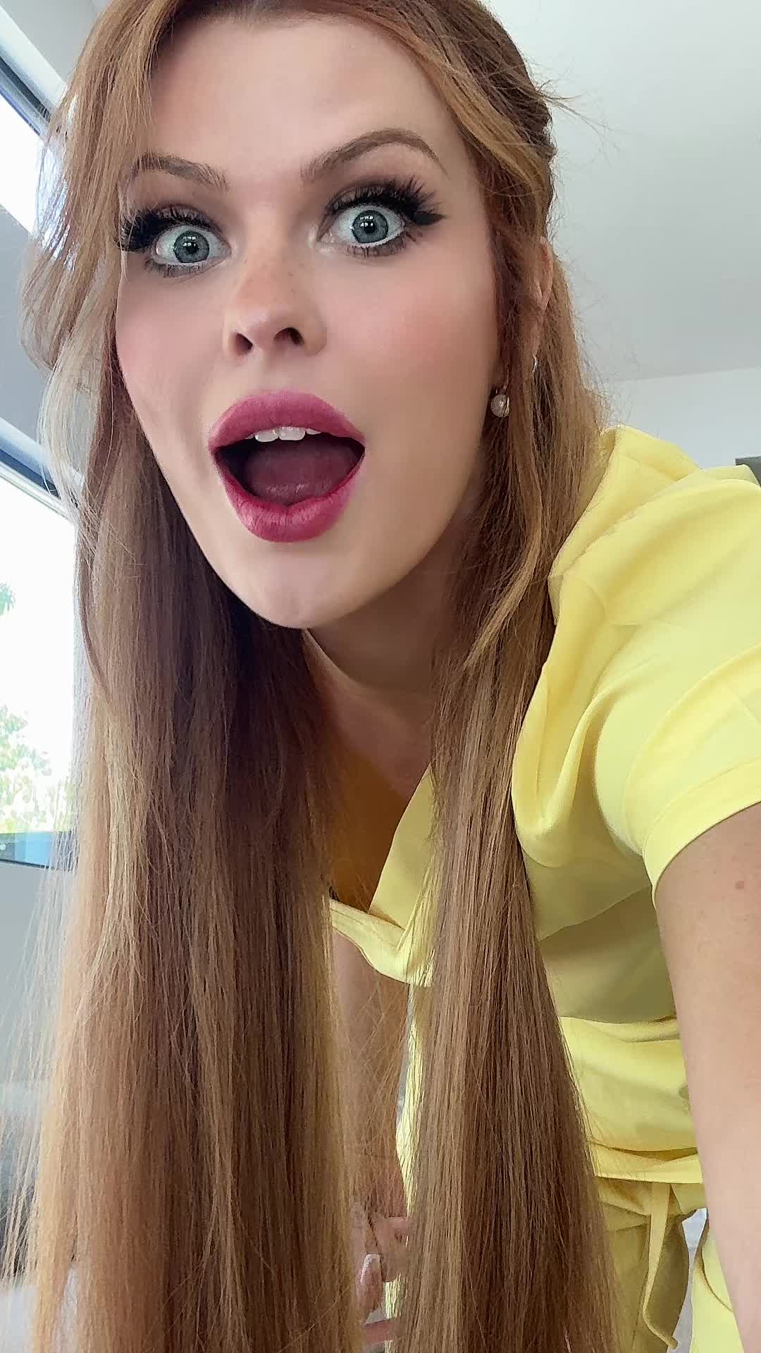 三国杀P图-小桃去衣图 #三国杀 #三国杀去衣 | 国漫人 (@guomanren)