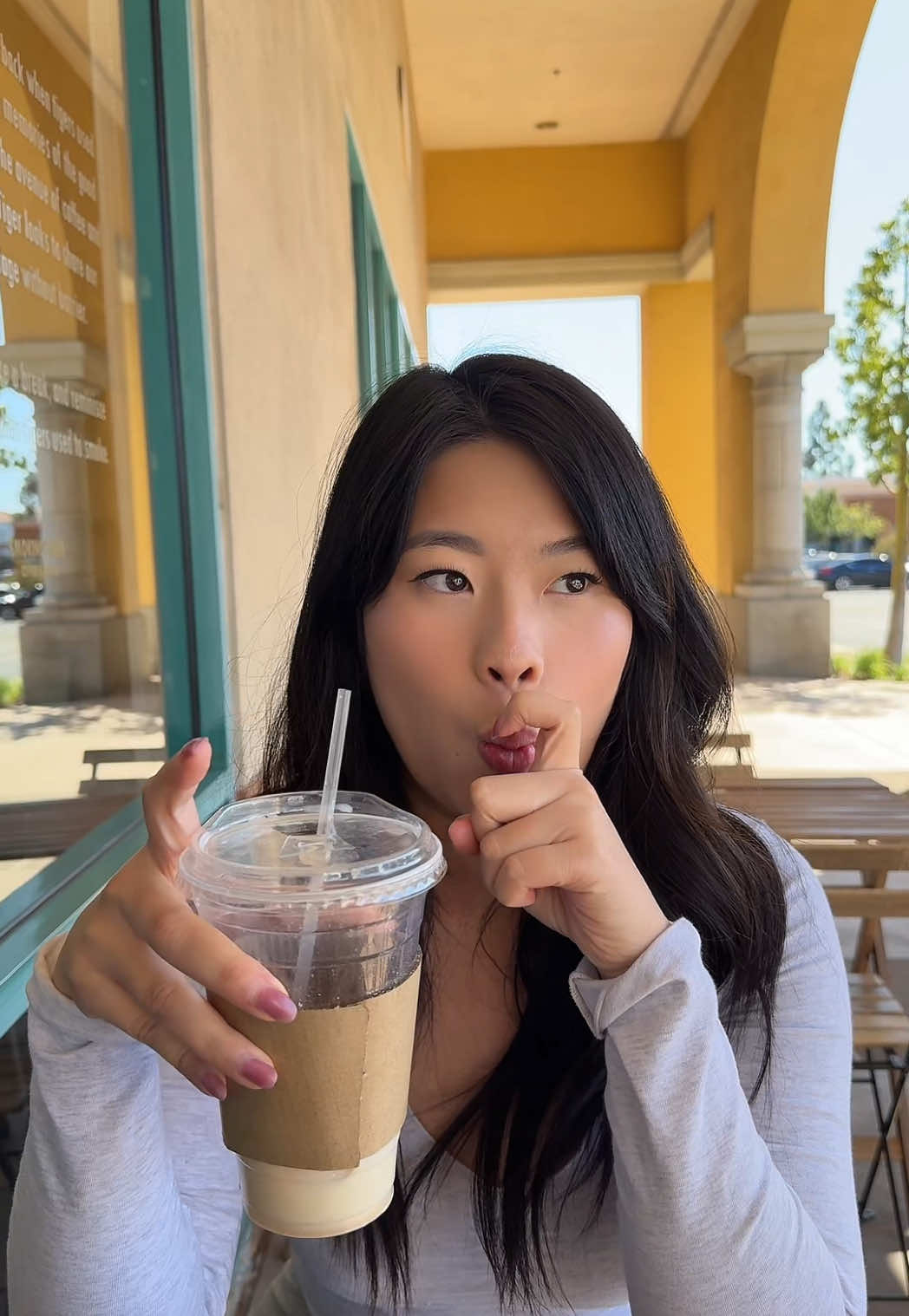 Two ways to fold clothes#organizedhome | veronly (@veronly_housewear)