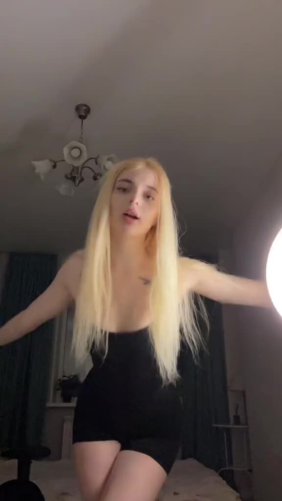 🦄 @nasteppaka - nasteppa kiss - TikTok