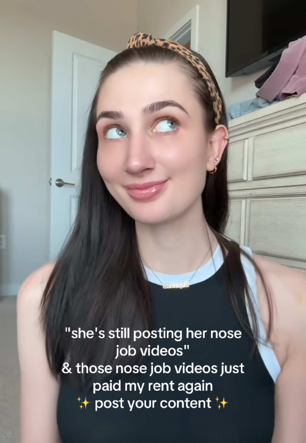 𝙙𝙚𝙫𝙮 🤍 (@doseofdevy) - Urlebird