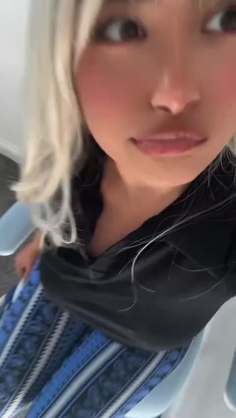 happy friday all:) | Kaia Aeluin Alba (@kaia.aeluin.alba)