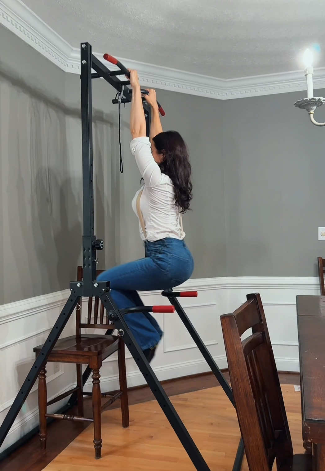 I can’t do a pull up to save my life 🥲 | alexis (@lexwipp)