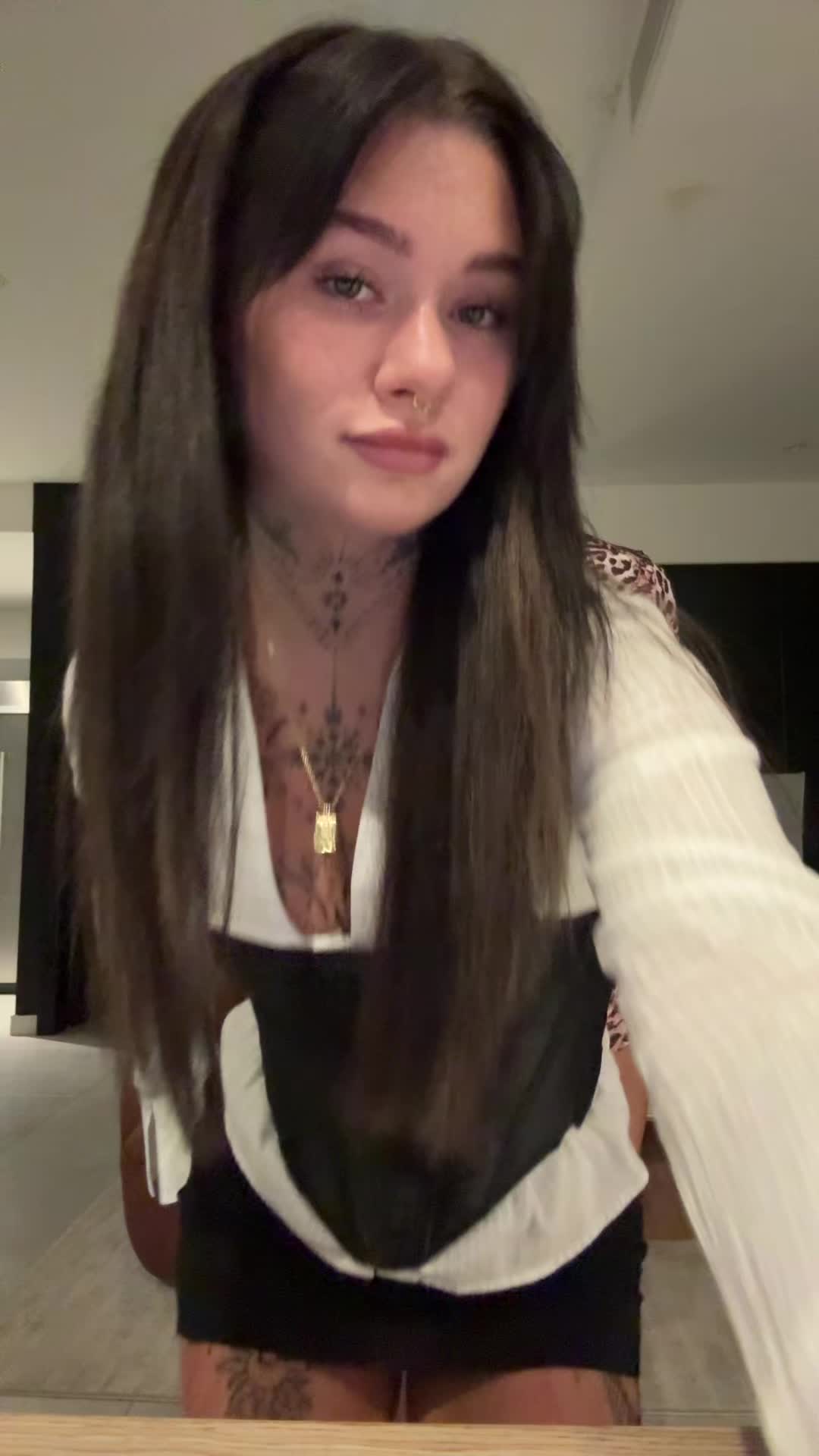 madison rain (@madisonn.rainn) - Urlebird