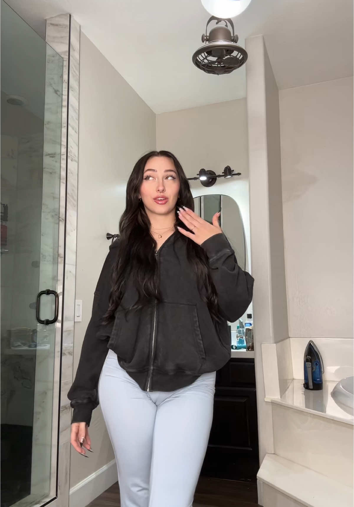 đầu cô ta đã đổi màu #xyzbca #fyp | Lavie._.i (@lavie._.078)