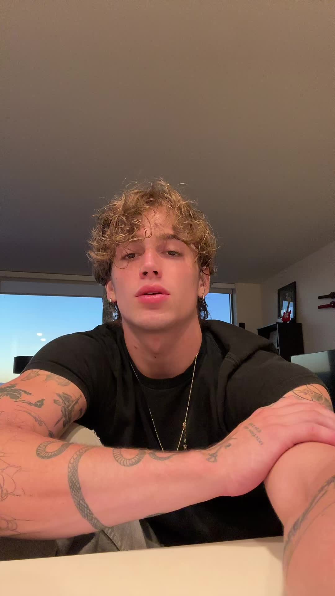 🦄 @vhackerr - Vinnie - TikTok