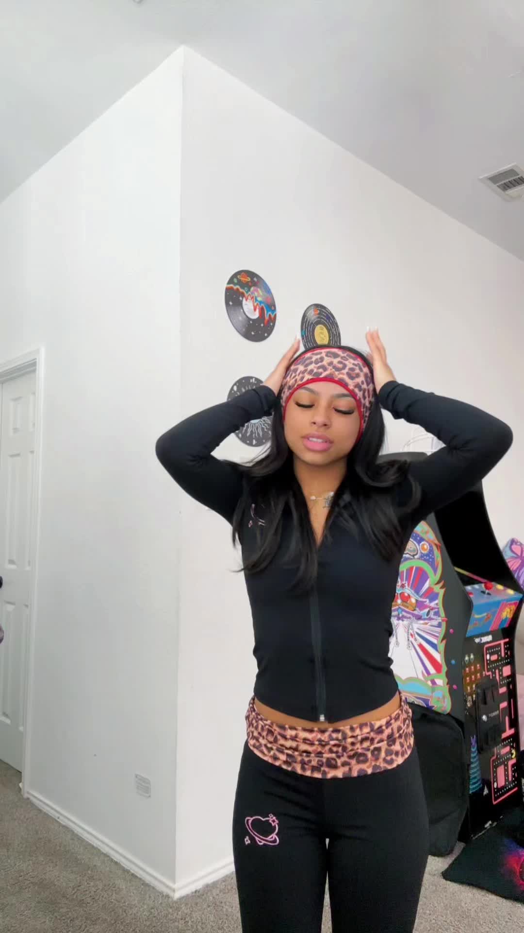 🦄 @notnadiajocelyn - Nadia J - TikTok