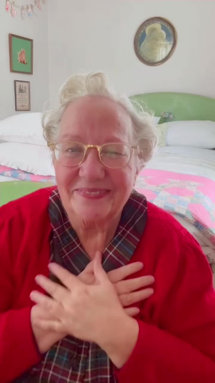 Transforming into Lenora from The Big | Laura Wimbels (@wimbels)