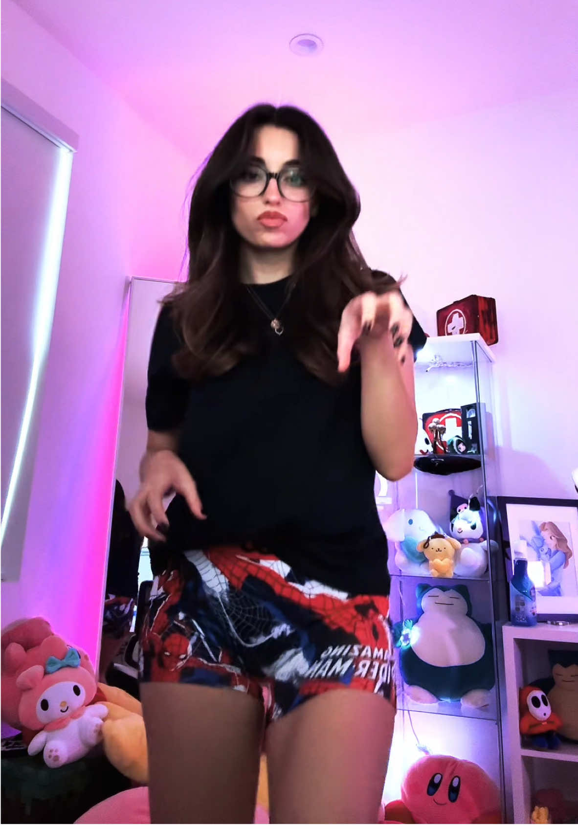 Léa Martinez (@slayeas) - Urlebird