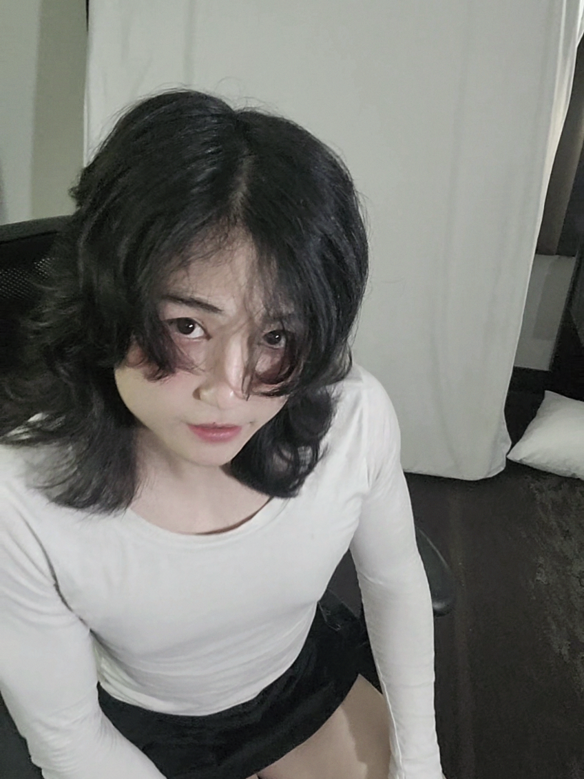 its my birthday guys!!! | Cuteukeboy Snoe ️ (@cuteukeboy)