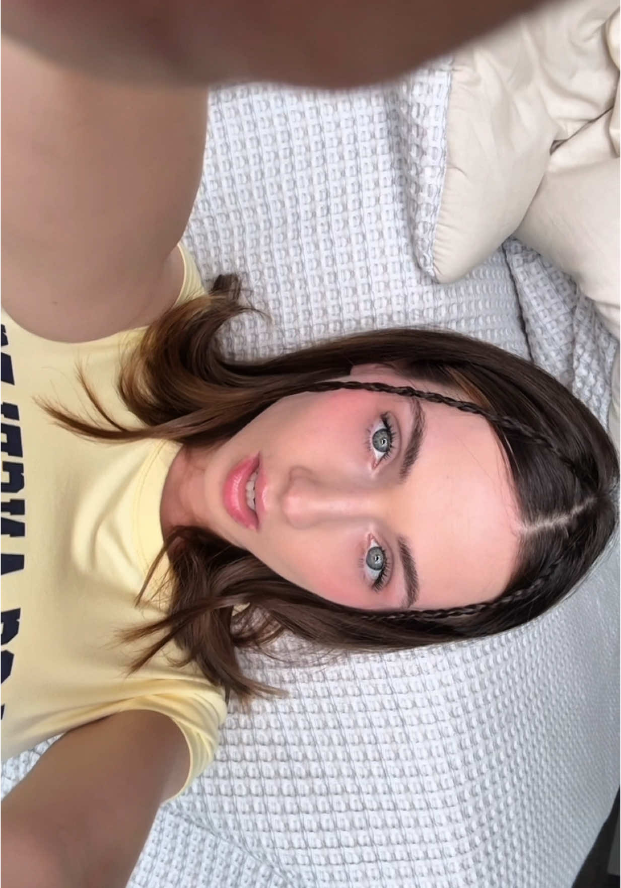 Brooke Tilli (@brooketilli) - Urlebird