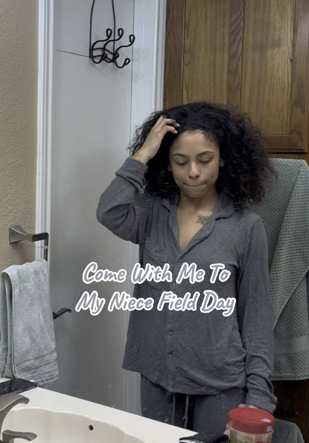 Nadia J (@notnadiajocelyn) - Urlebird