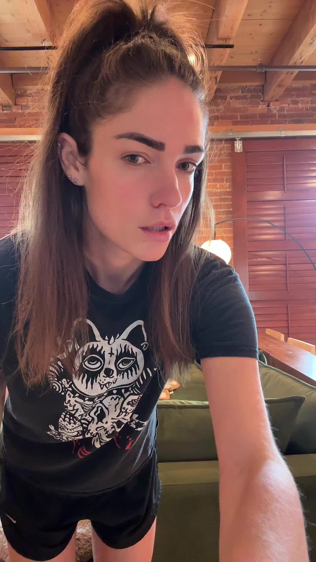 Morgan Roos (@morganroos96) - Urlebird