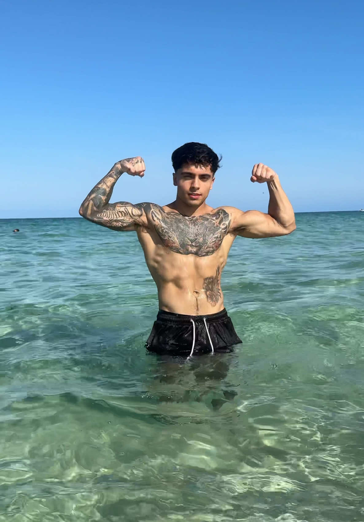 Malik (@itsmalikross) - Urlebird