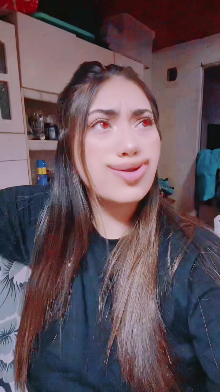 Jade reyes 👑 (@jade_reyes_official) - Urlebird