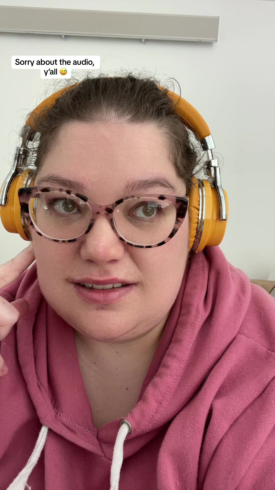 Rachel C. Mahaffey | Author (@rachel_writes_books_) - Urlebird