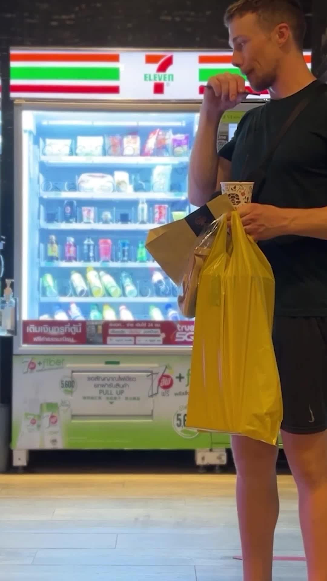 Joshy And Locky (@joshyandlocky) - Urlebird