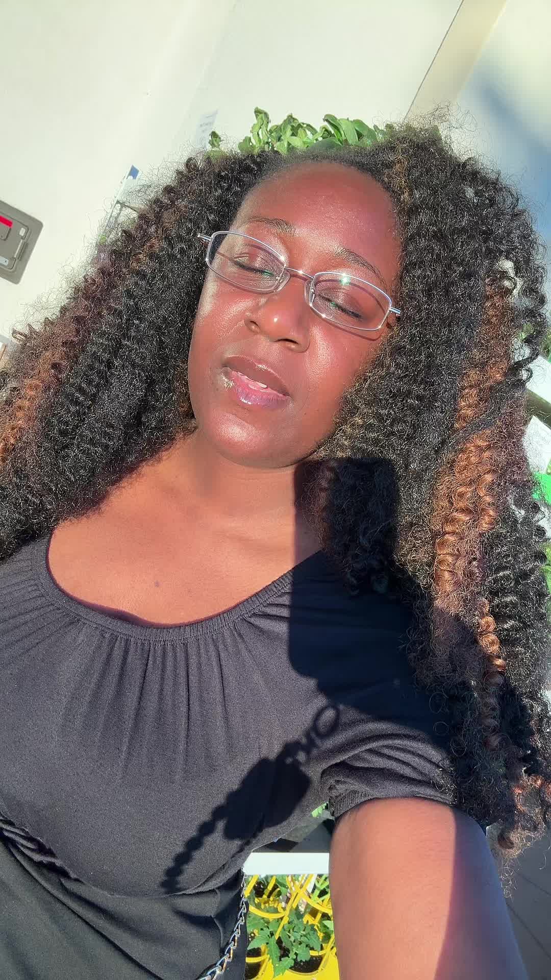 #naiarafal | Naiara Falcão 🦅 (@naiarafalcao)