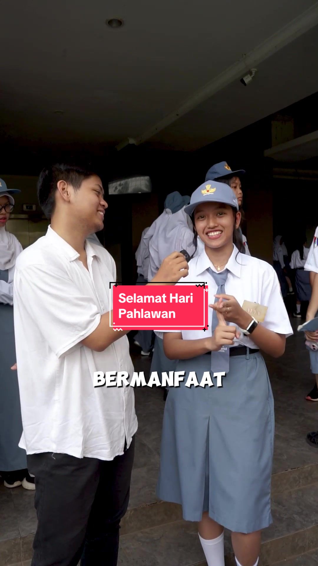 Siapa sosok pahlawan menurutmu? kenapa | SMK Metland (@smkmetland)