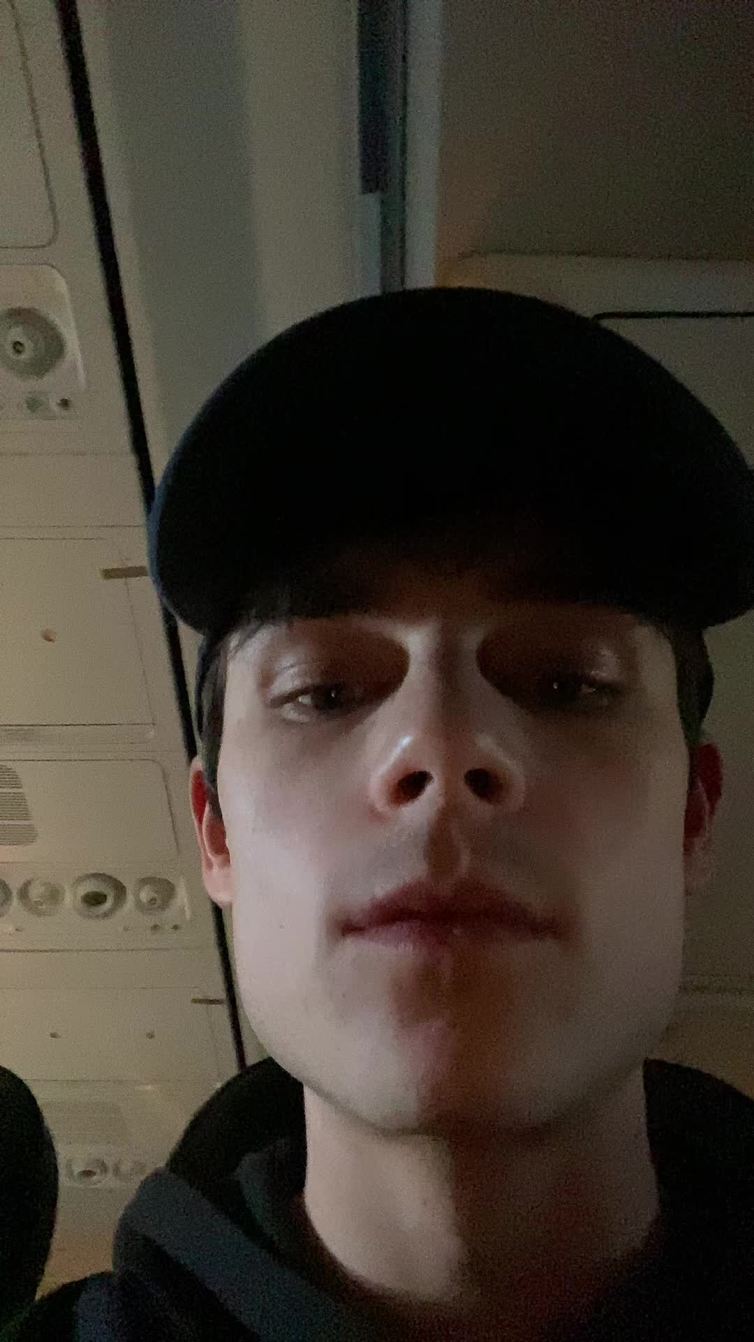 Marcus always makes his own rigatoni | roflgator (@roflgatorvr)