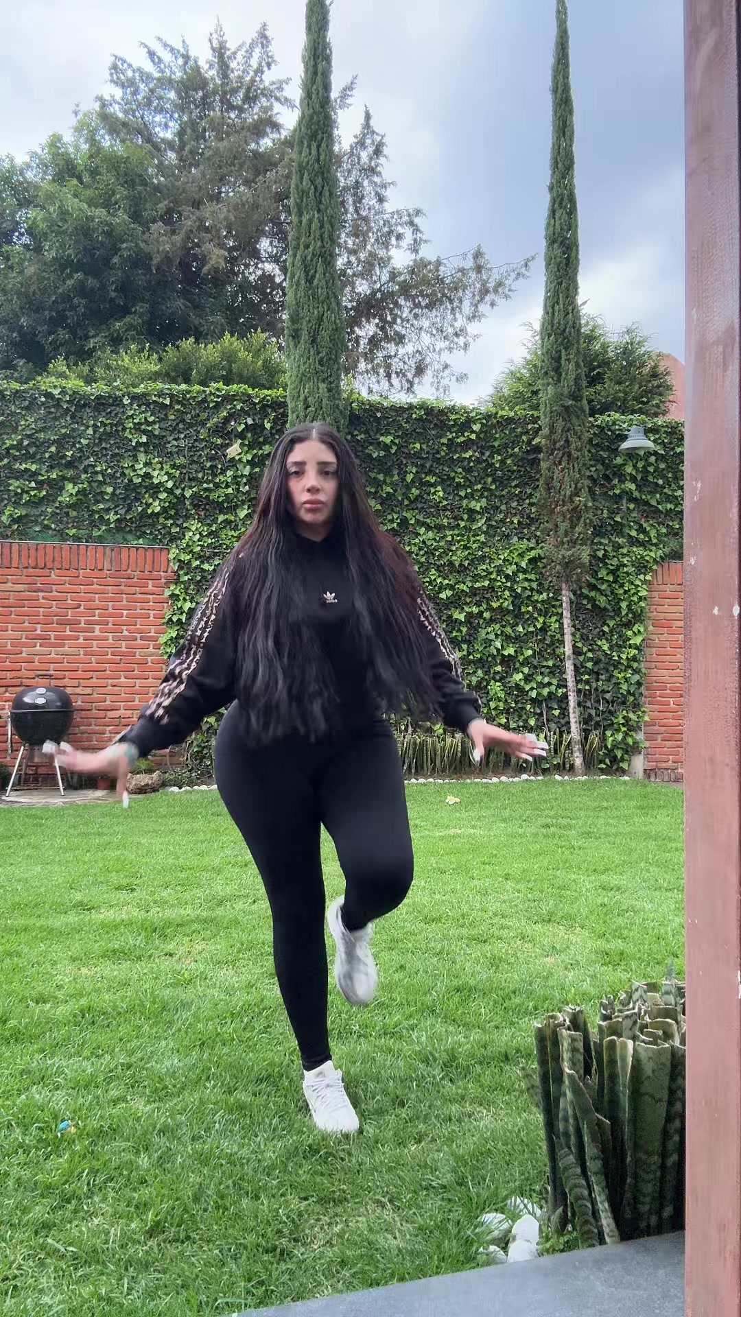 People are so nice | Millie Barbarosh (@milliebarbarosh)