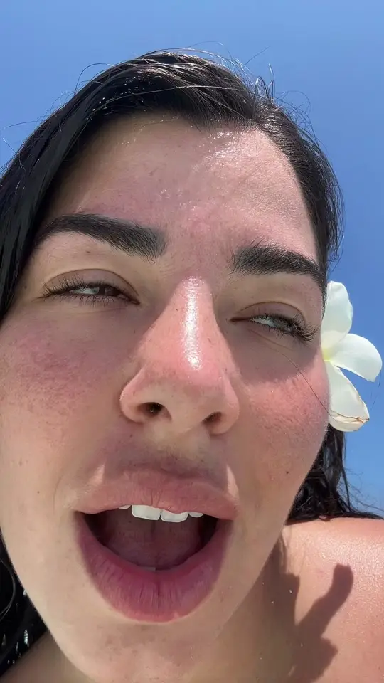 Anna (@im_notannaa) - Urlebird