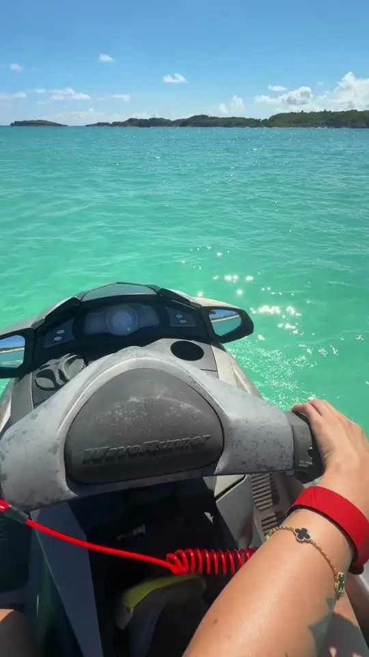 Grelmosss (@grelmosss) - Urlebird