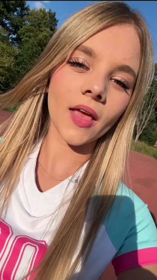 #viral #foryouu #fyp #me #dc | 𝑨𝒎𝒆𝒍𝒌𝒂 💗 (@amelia_wanowska)