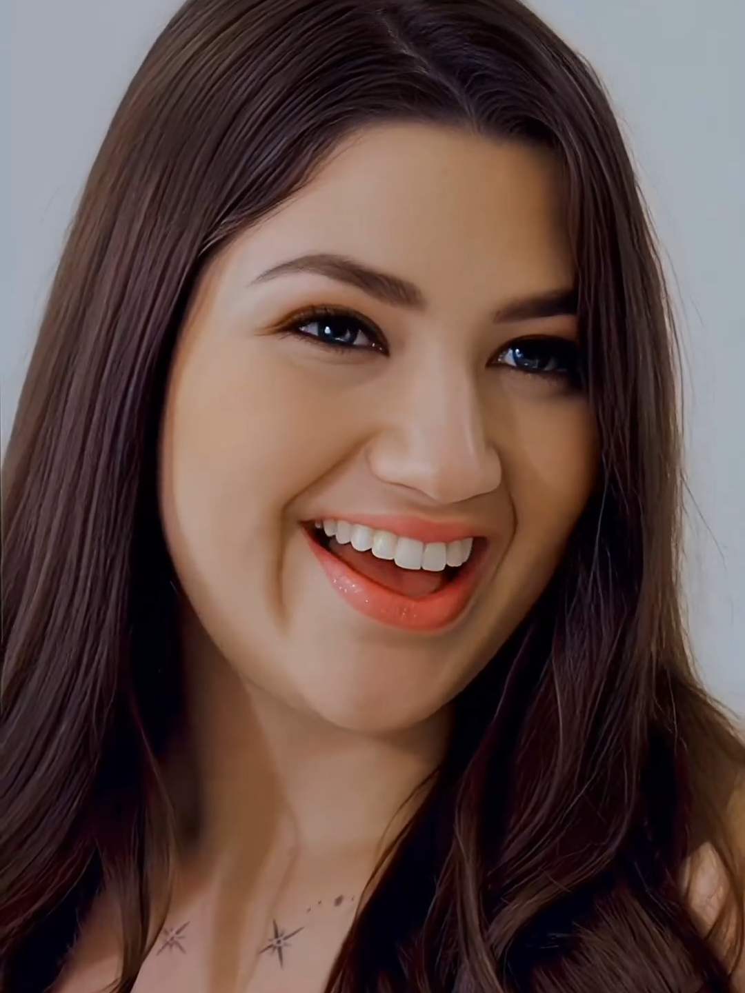 Alyx Star (@alyxstar.official) - Urlebird