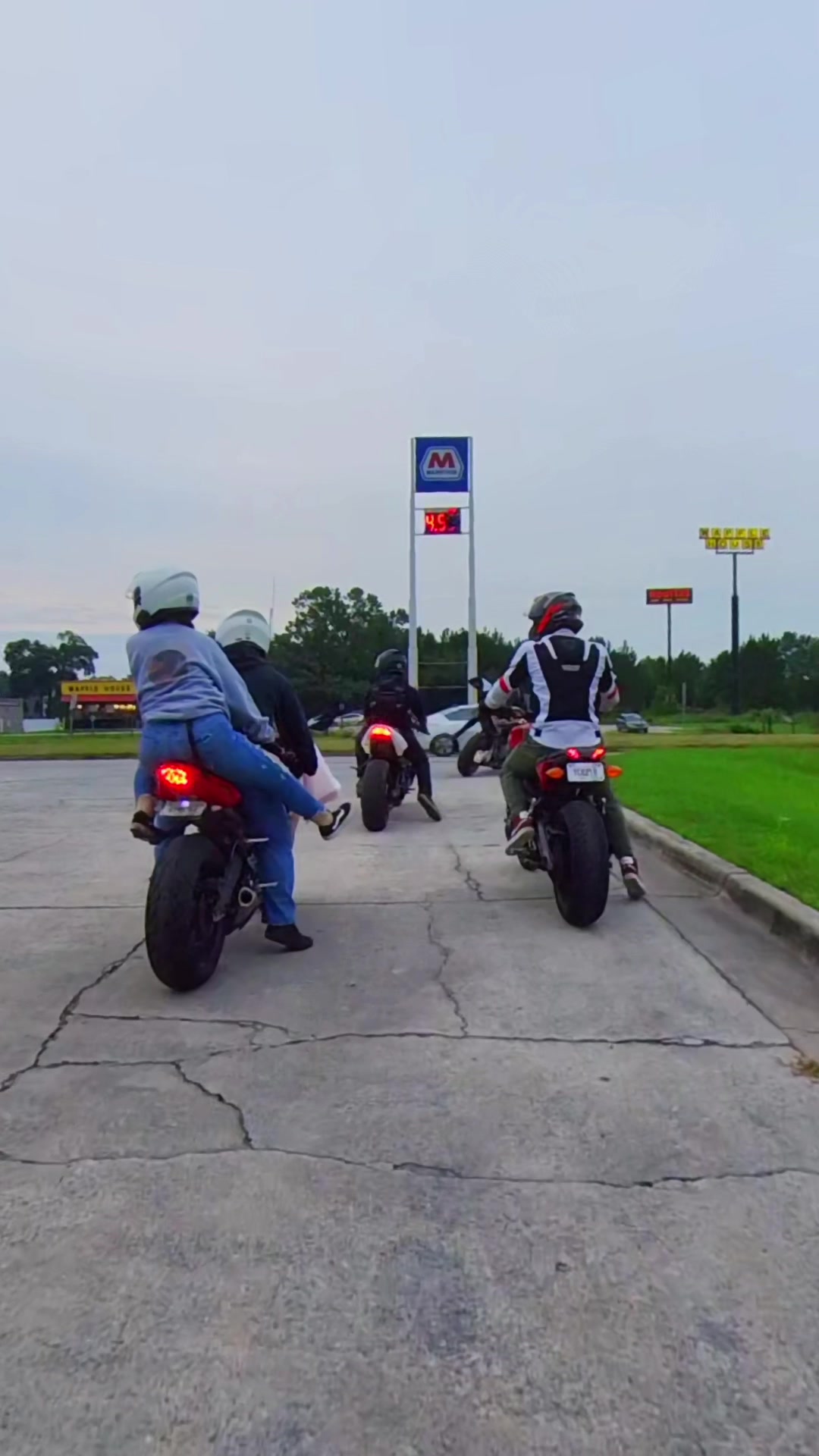 🦄 @hunter.motovlogs - Hunter - TikTok