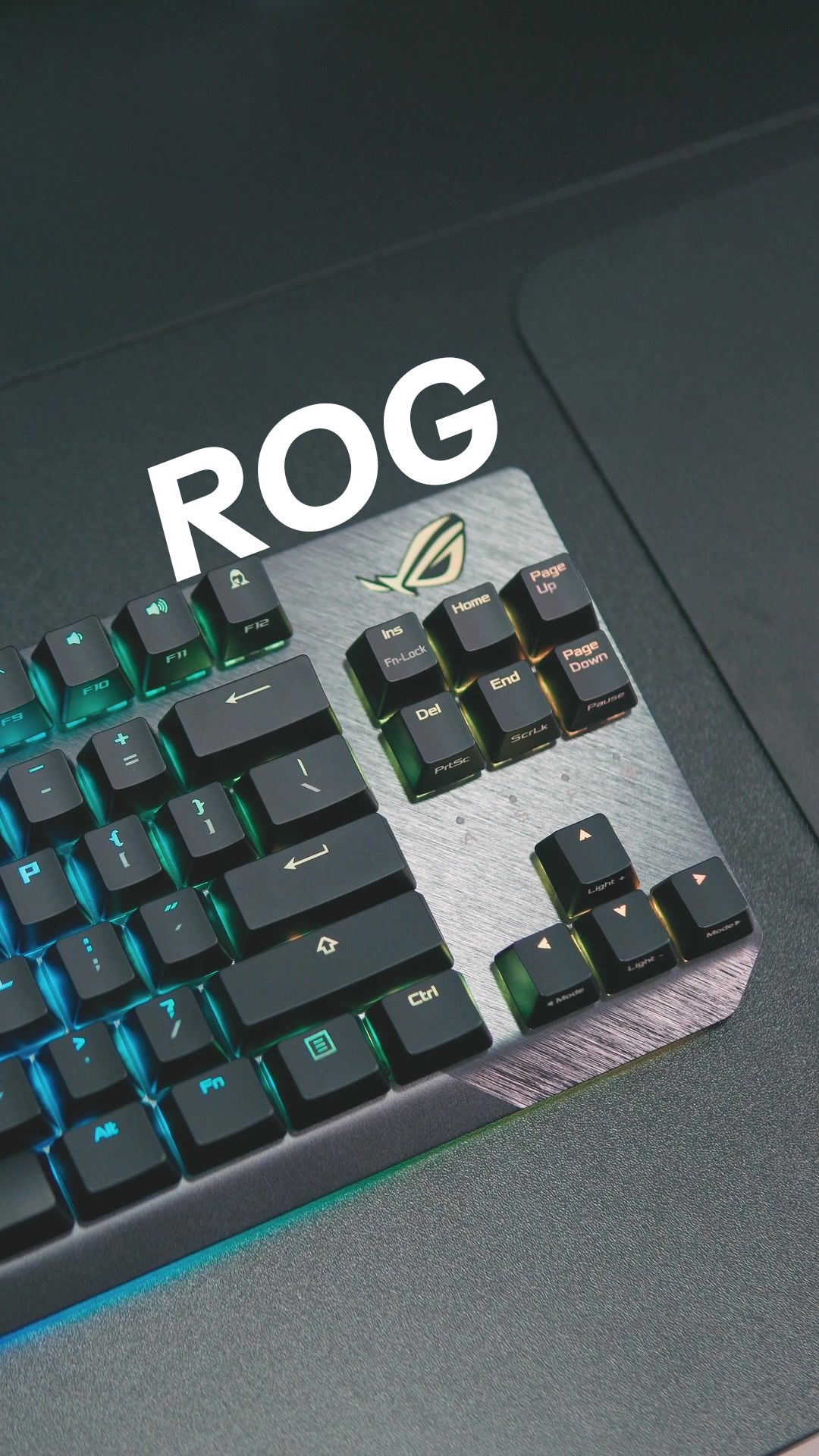 Gaming keyboard baru untuk anak main | kirintello (@kirintello)