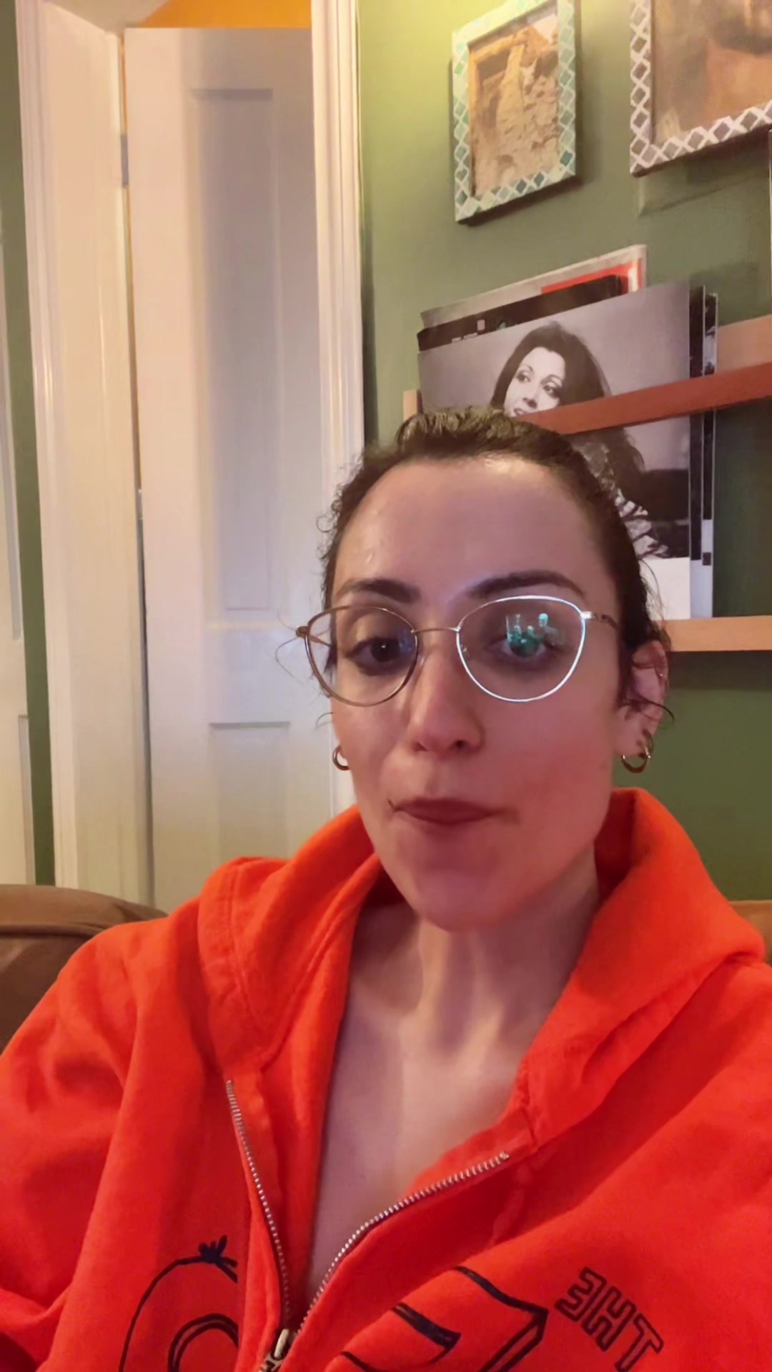 Rosaline Elbay (@rosaline.elbay) - Urlebird