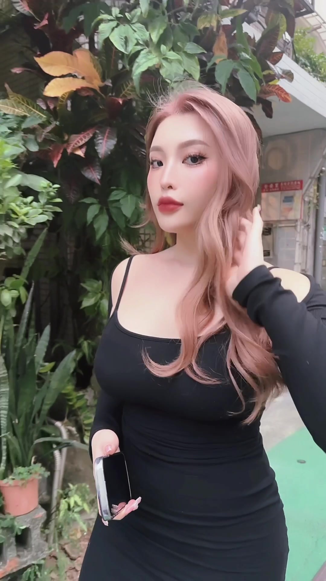 kitty🐱 (@kitty2002102) - Urlebird