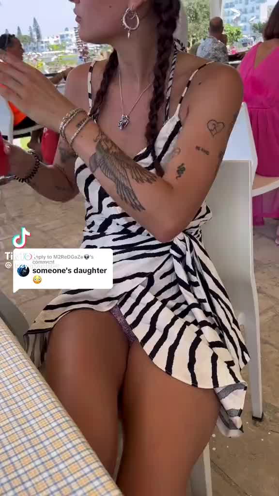 Jozy Blows (@jozy.blows2) - Urlebird