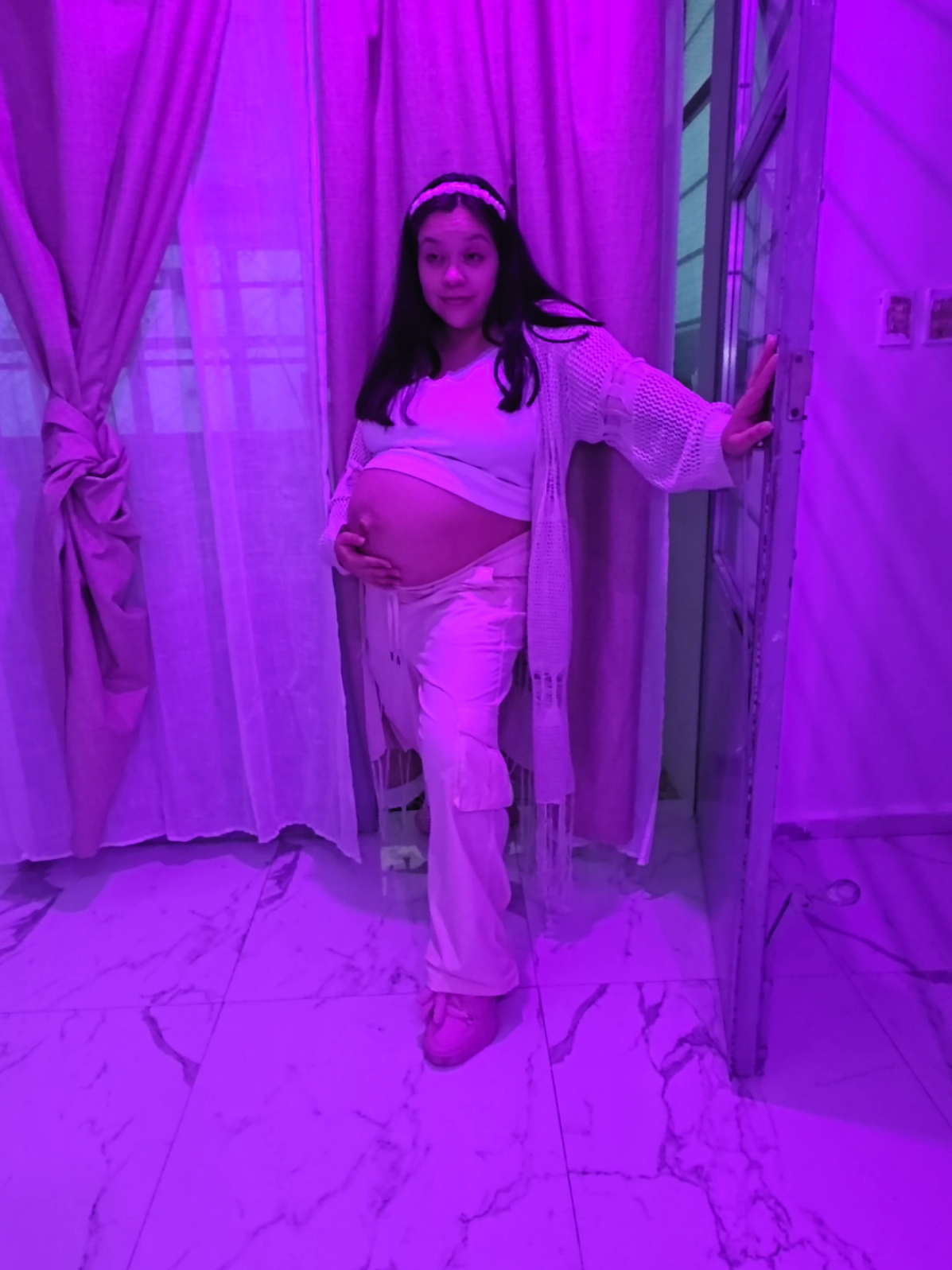 ValeRuky (@valerukyy) - Urlebird