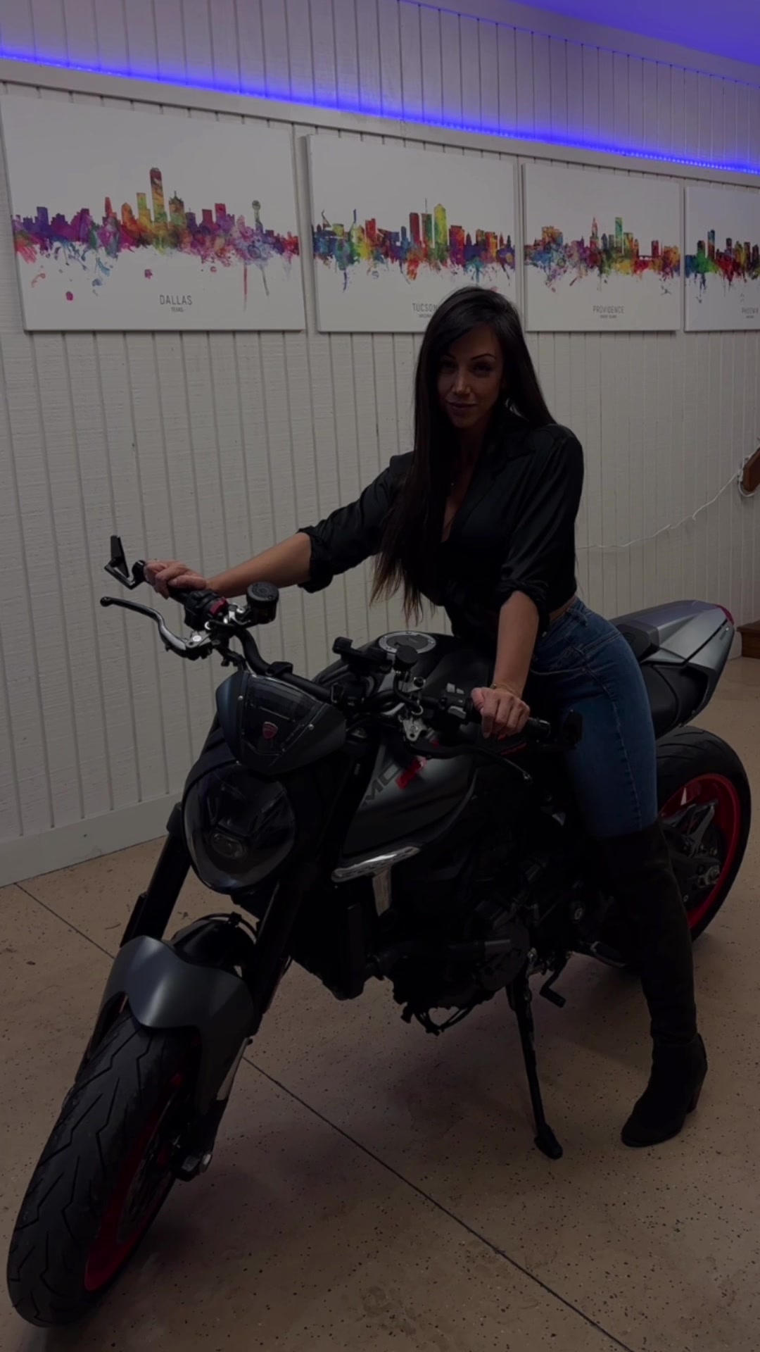 Lauryn Stewart (@lost_lauryn) - Urlebird