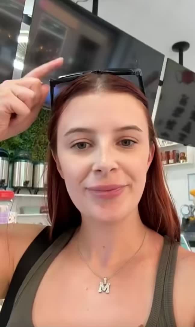 Mia Grose (@mia.grose) - Urlebird