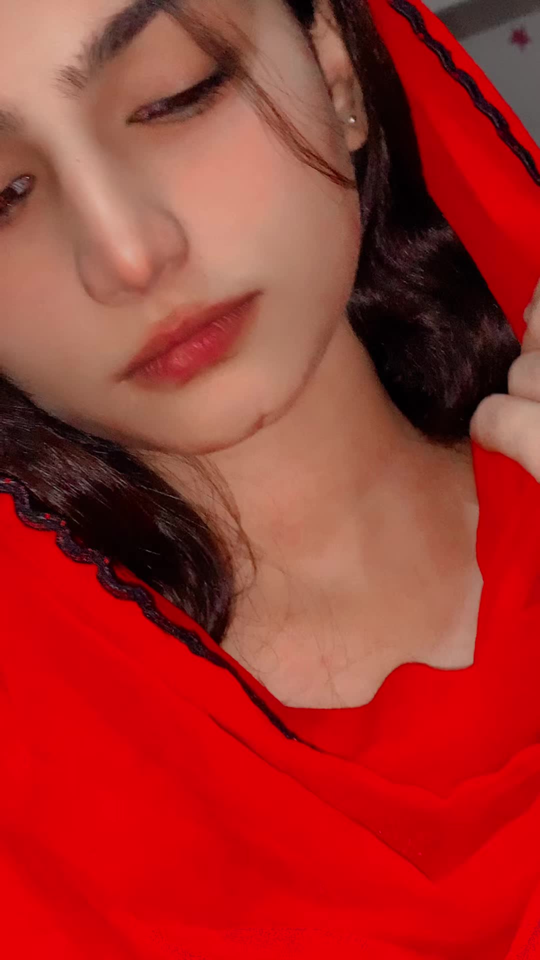 #tede mukh te hasa rahnda ae#🌹🥀 ️ | Malik Amna (@malik.amna.official)