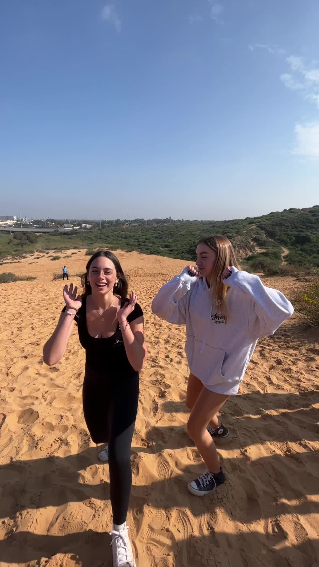 נחסם עוד פעם (@peleg_saar) - Urlebird