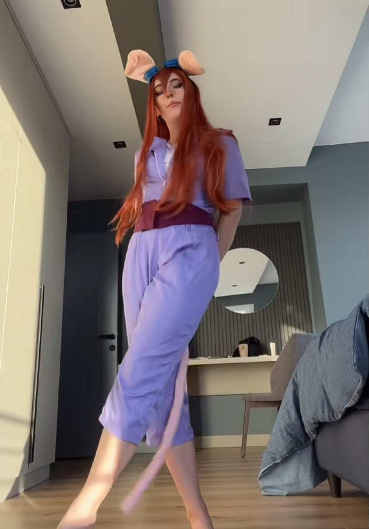 Mollyredwolf (@themollyredwolf) - Urlebird
