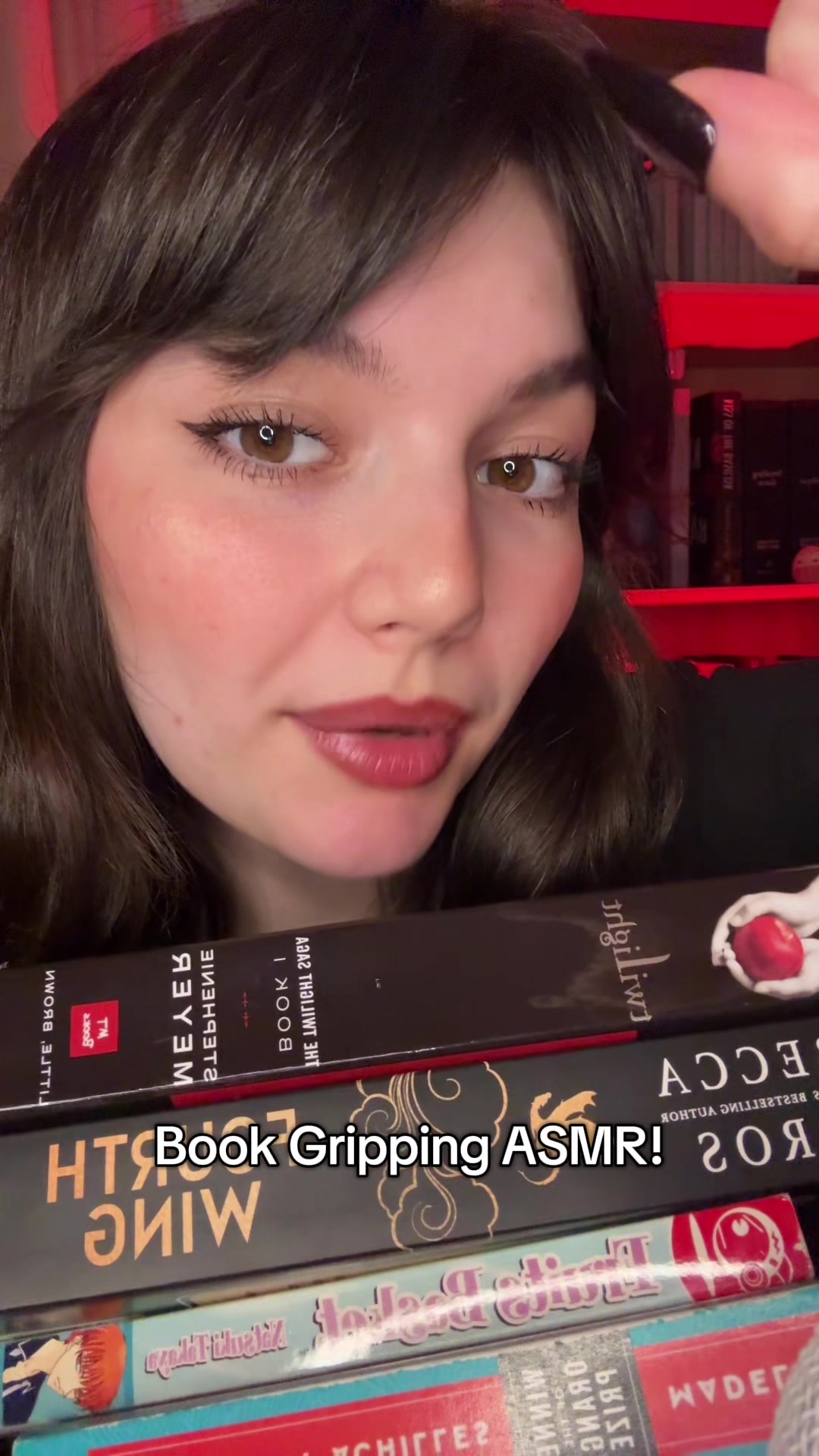 Jules ASMR (@julesasmr8) - Urlebird