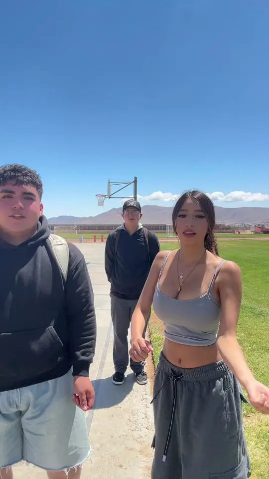 Don’t mind my arms😭 #fyp #viral #dance | bre (@bre_nduh)