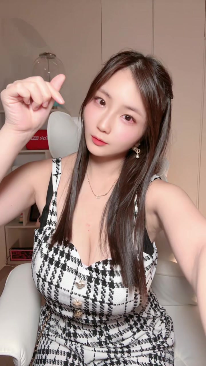 あきえんぴつ ️🥚 (@akienpitsu) - Urlebird