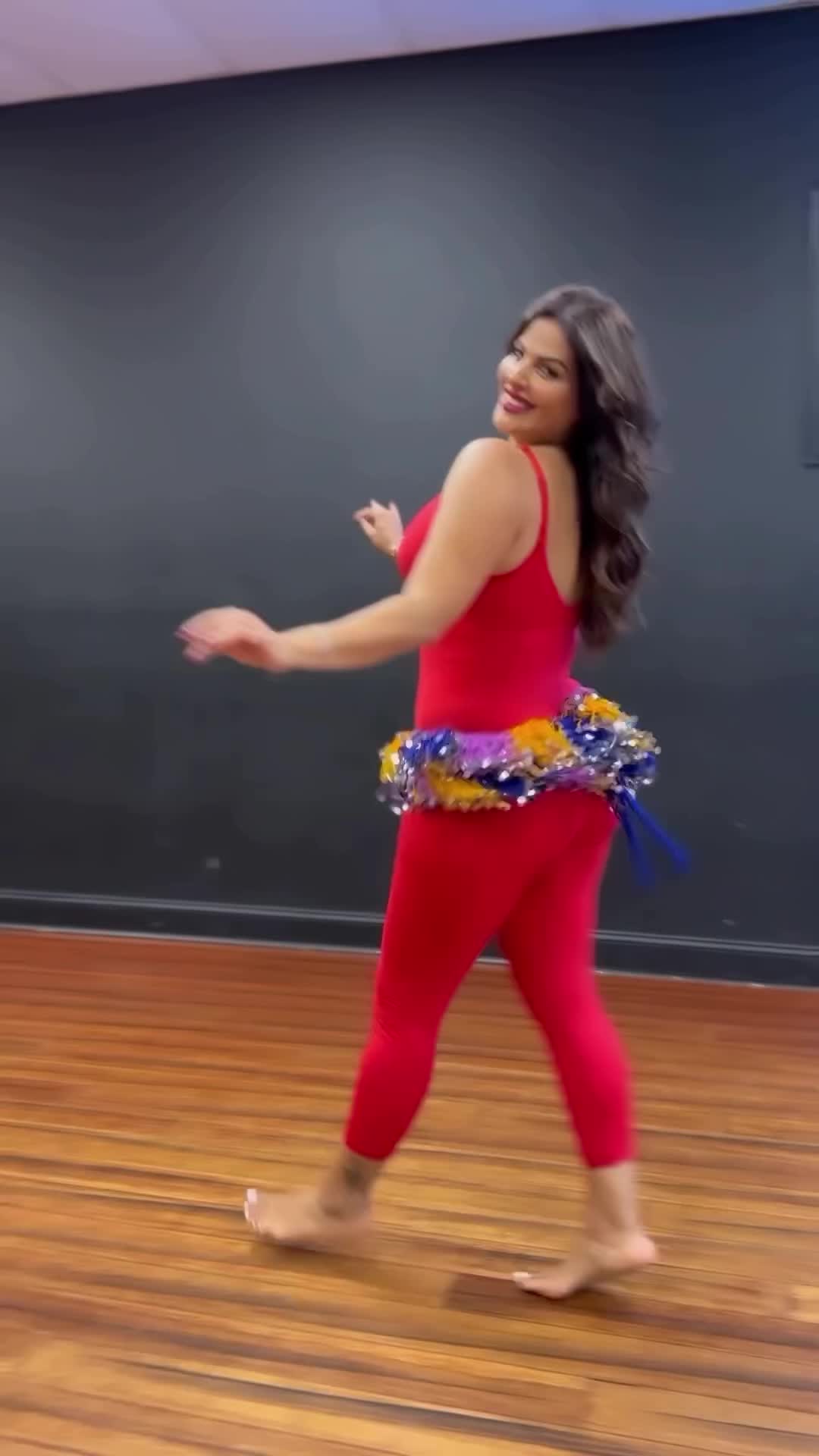 الأميرة مايا 👸 (@maya_dbaich_artist) - Urlebird