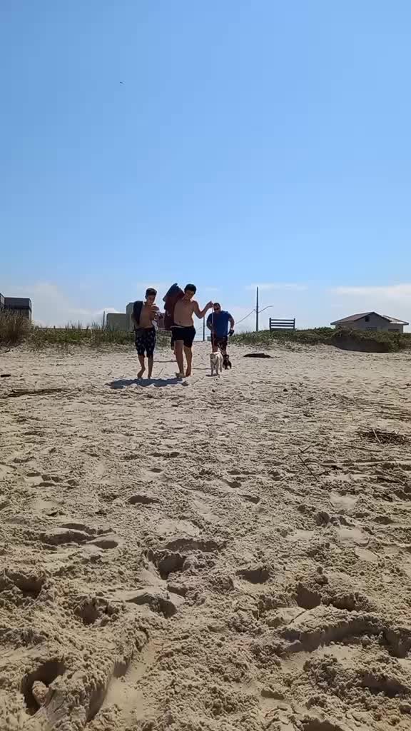 Priscila De Fatima (@prisciladefatima) - Urlebird