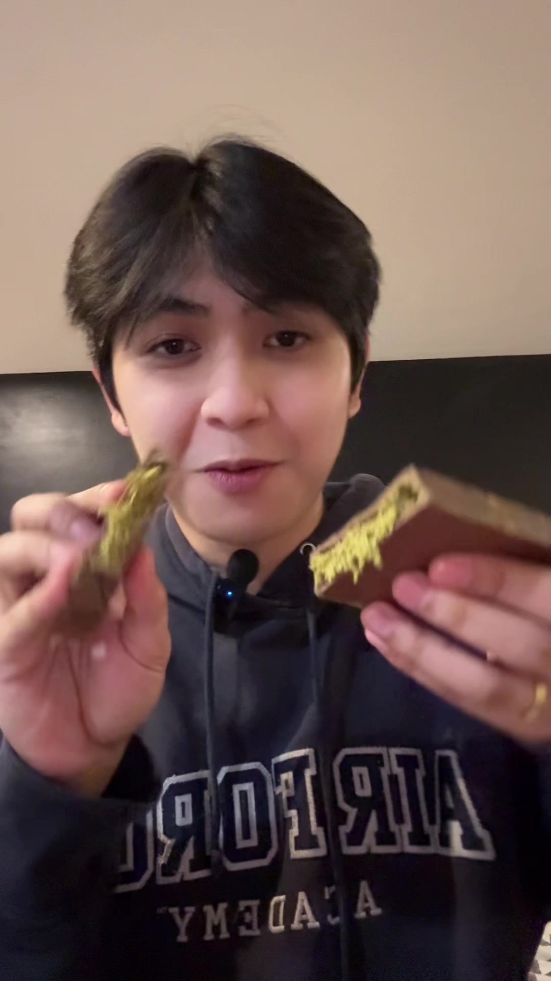 late na ba ako? let’s try the viral | Franz Miaco (@franzmiaco11)