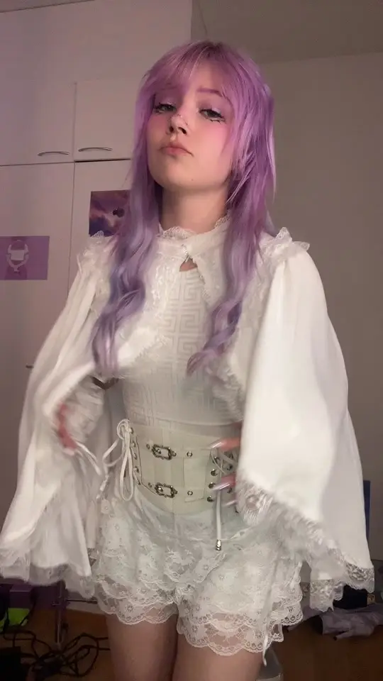 mooshyq (@mooshhq) - Urlebird