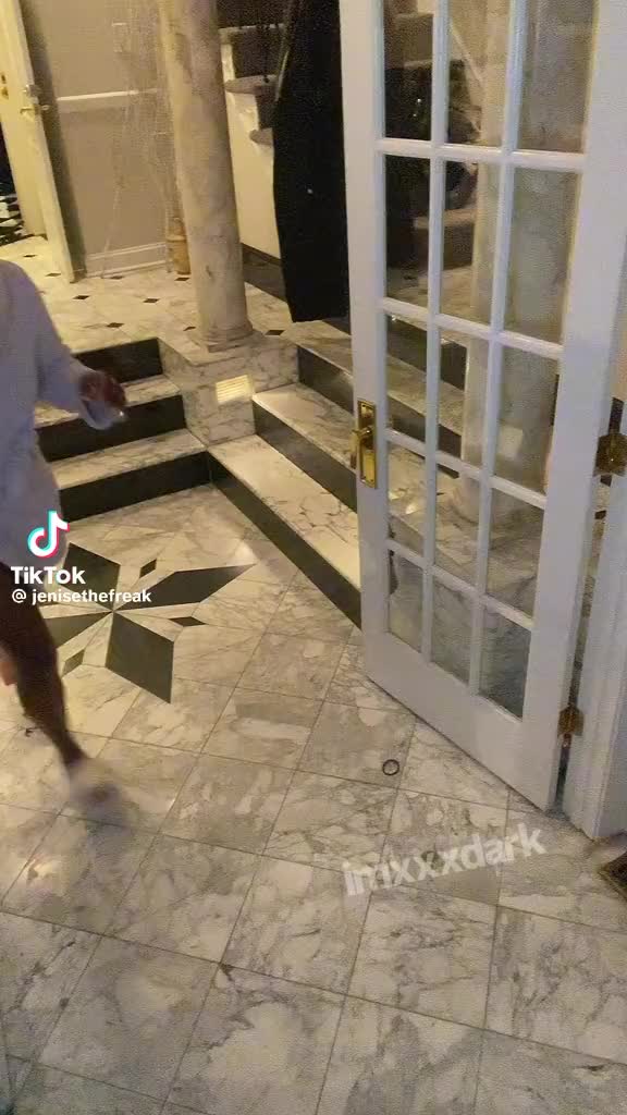 Jenise hart (@jeniseth_efreak) - Urlebird